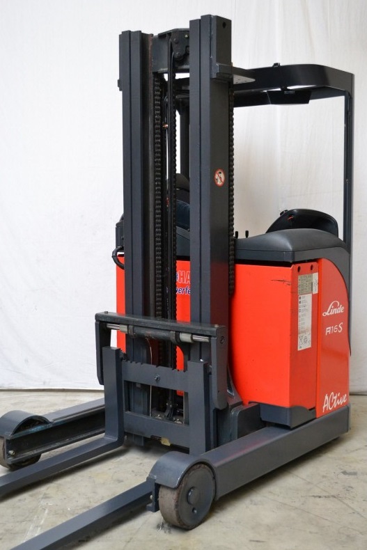 Рийчтрак Linde R16S-12 1600 kg