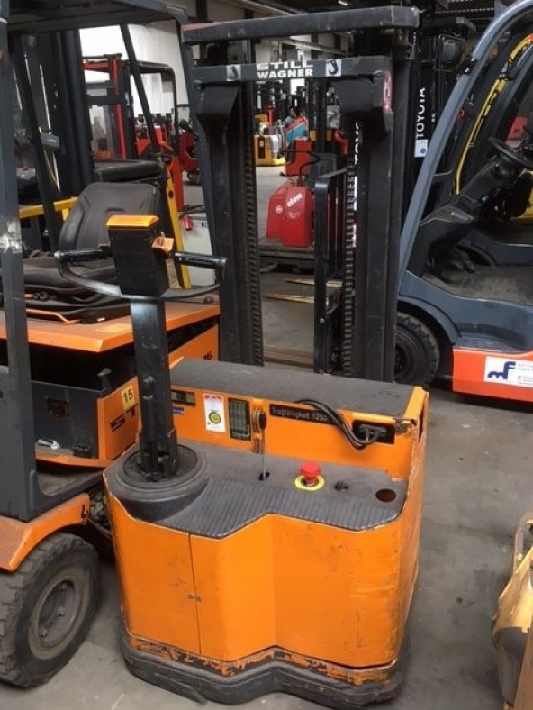 Стакер Still EGV 1250