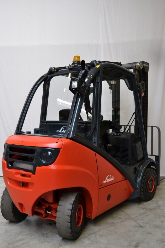 Дизелов мотокар 2000 кг Linde H20D 392