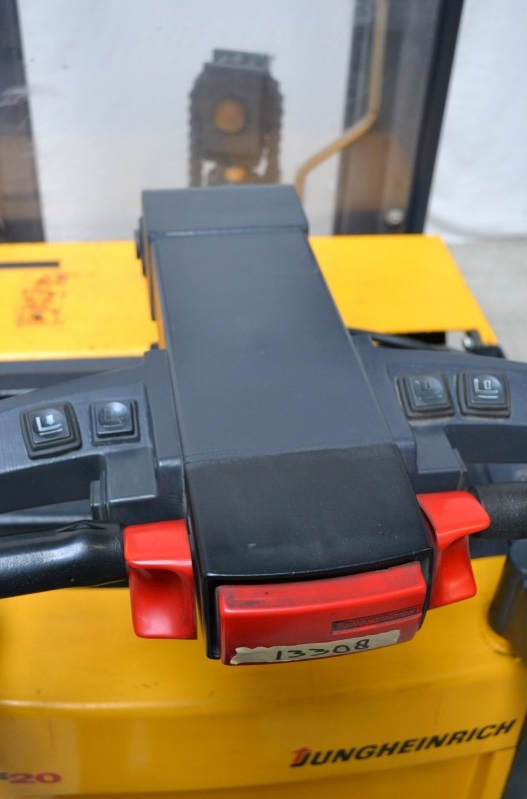 Електрически стакер Jungheinrich ERE 220