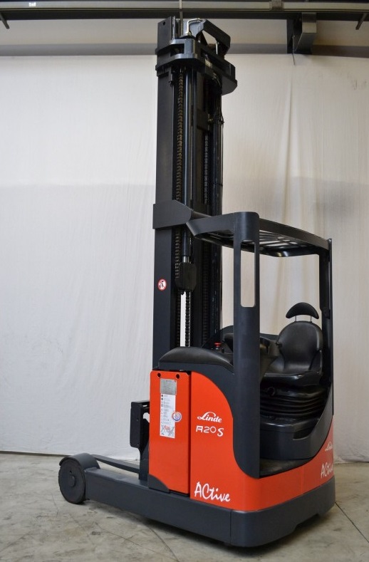 Рийчтрак Linde R20S-12 2000 кг