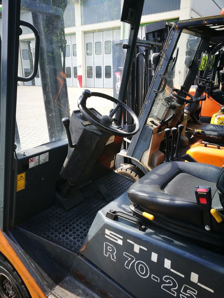 Дизелов мотокар Still R70 25 2500kg