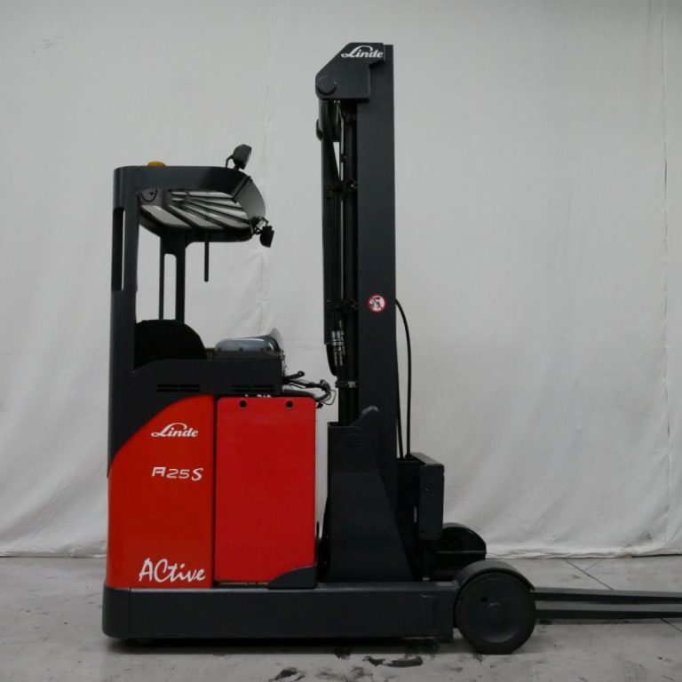 Рийчтрак Linde R25S