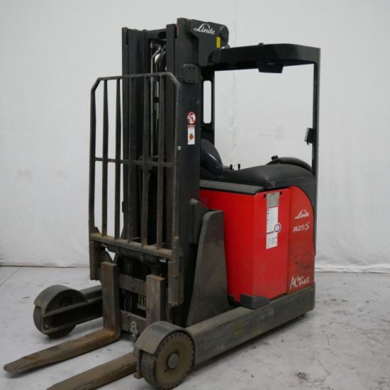Електрически рийчтрак Linde R25-12