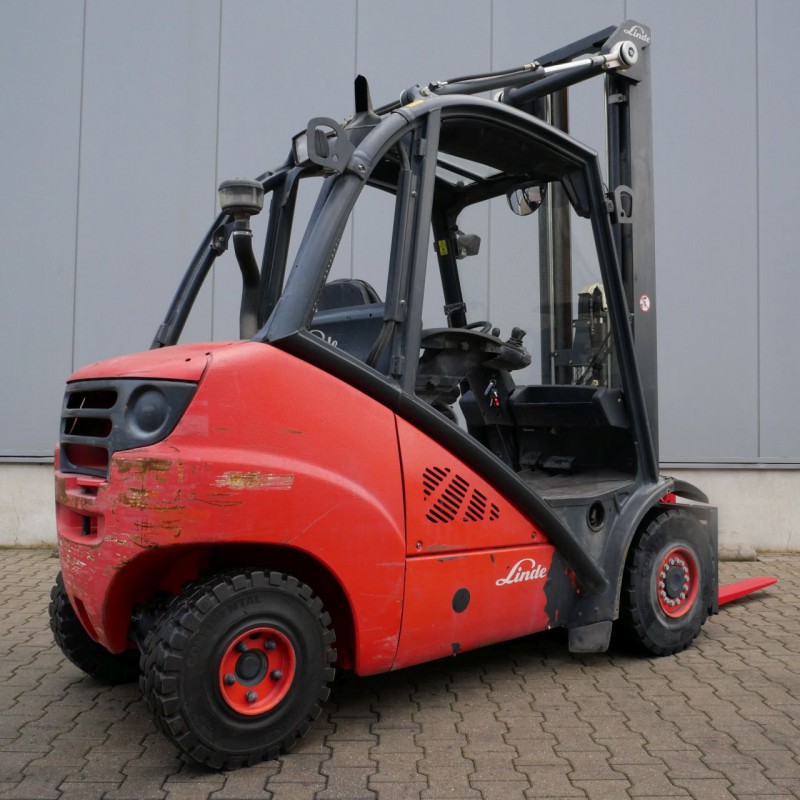 Дизелов мотокар Linde H35D 393