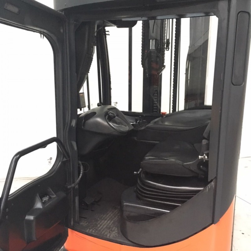 Електрически рийчтрак Linde R20G-12