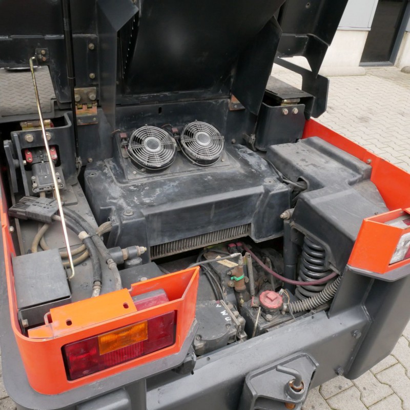 Електрически влекач Linde P250 SWB 127